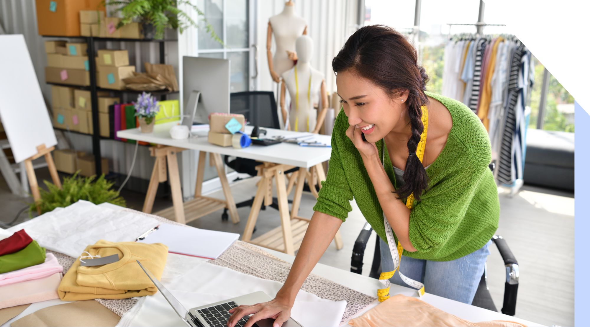 30 Creative Side Hustles: Monetize Your Creativity Online